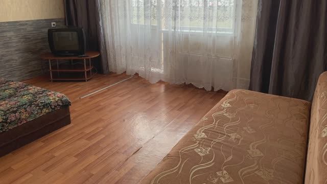 Киренского 45