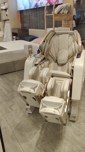 самое новое массажное кресло
