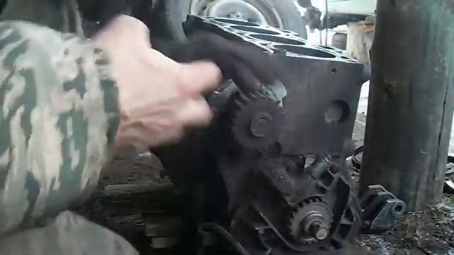 СОБИРАЕМ ШЕСТНАРЬ ИЗ СТАРОГО 8 КЛАПАННОГО МОТОРА часть 2 разборка [get.gt]