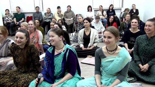 02 11 23  Лекция Патита Паваны в КЦ Гаура