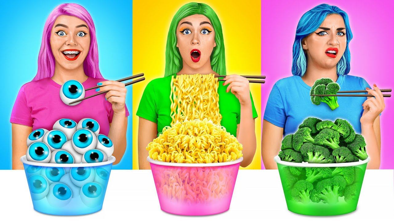 24 часа едим еду одного цвета Челлендж #5 от Multi DO Challenge