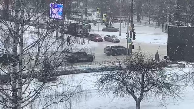 А снег идёт, а снег идёт... / О погоде / 24.12.2025