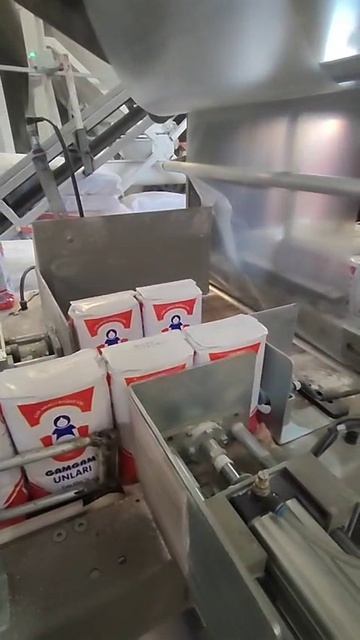 БУ линия фасовки муки в бумажные пакеты