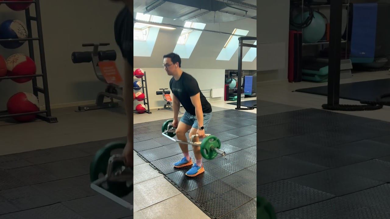 Становая тяга с трэпгрифом