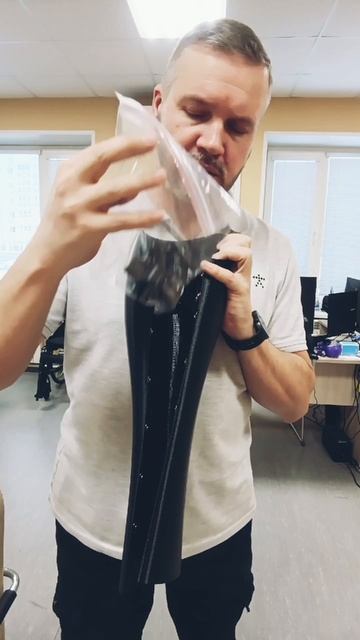 Косметическая накладка (оболочка) протеза бедра изготавливаем сами в ООО "ОРТО-ИННОВАЦИИ УФА"