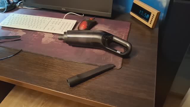 Уже не пыль, а войлок - не убирался 15 лет! С чистой совестью в 2026, с чистыми полами!