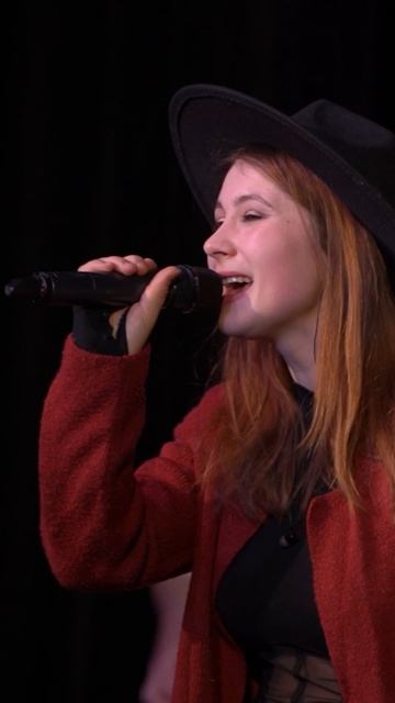 Первый дом — Арина Чеканова