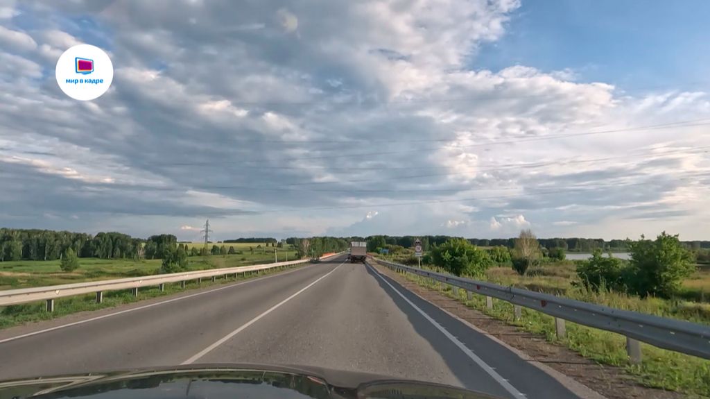 Новосибирская область. Трасса мимо поворотов к селам Новопичугово и Верх-Ирмень