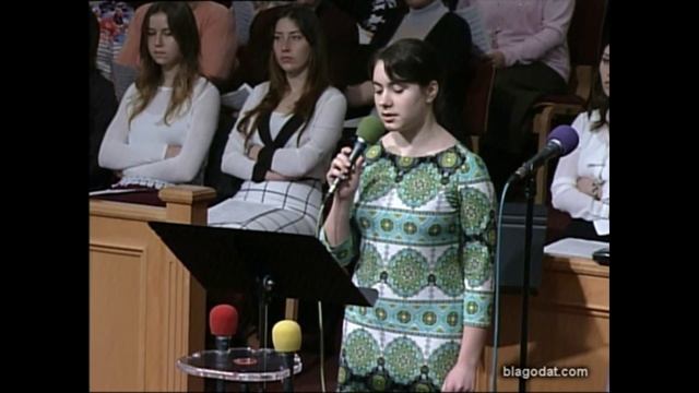 Никто не смеётся...- стих..