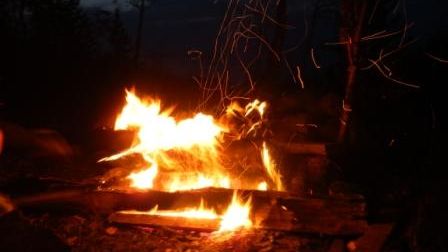 Стук подков и звон бокалов!..