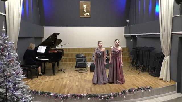 Муз. Е. Крылатова, сл. Ю. Яковлева  «Колыбельная медведицы» из м/ф «Умка»