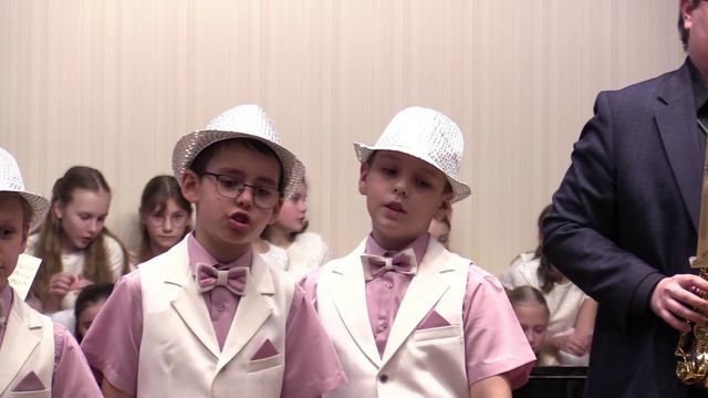 Муз. Дж.Гершвина, сл. А.Гершвина «Clap Yo Hands!»