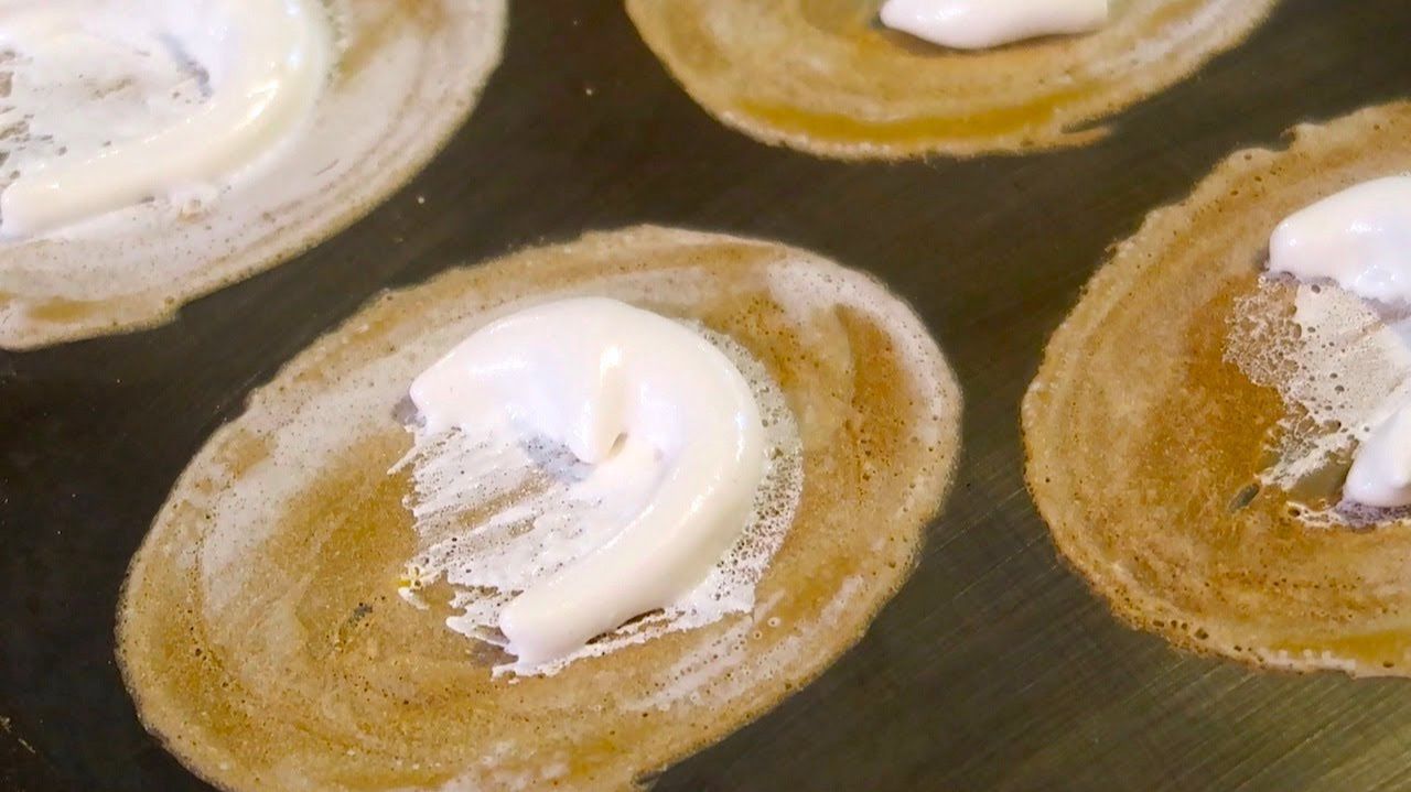 Тайские хрустящие блины (Кханом буанг) - Уличная еда Бангкока