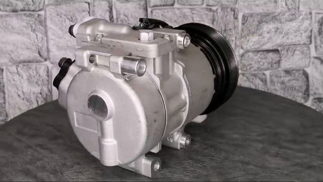 Компрессор кондиционера Kia Cerato 855002AF00