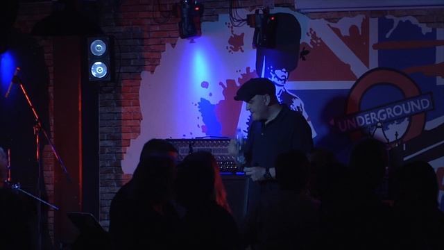 2023-12-28 - Дмитрий ПЕТРОВ - Новогодний Шансон в клубе «Big Ben»