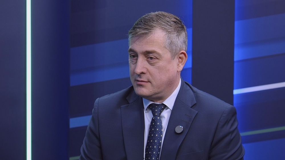 Капремонт в Хакасии: Сергей Душенко - в "Вопросе дня"