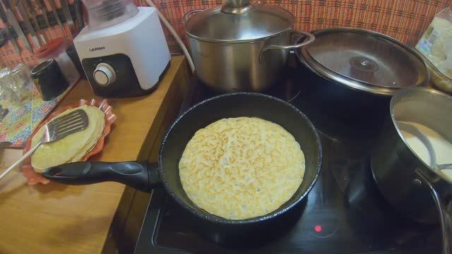 БЛИНЧИКИ по-РУССКИ!  Приятного аппетита!!! 25.12.2025 г.