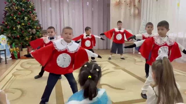 Новогодний утренник 2025