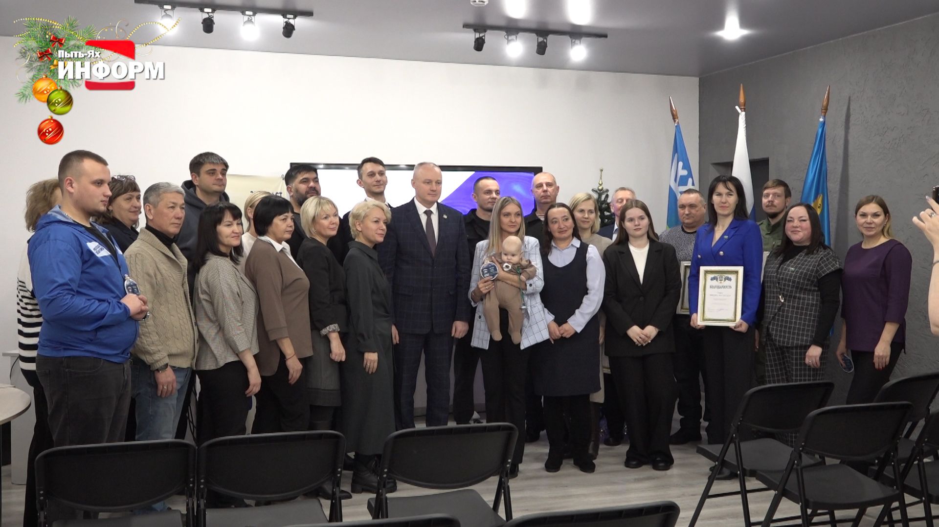 Глава города встретился с руководителями первичных отделений партии «Единая Россия»