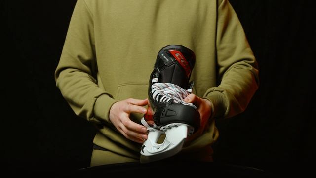 CCM Jetspeed FT6 2023 — предтоповые коньки для профессионалов | Обзор новинки линейки Jetspeed