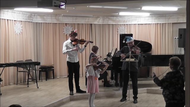 Рождество в кругу семьи-2025. В лесу родилась елочка, Л. Бекман