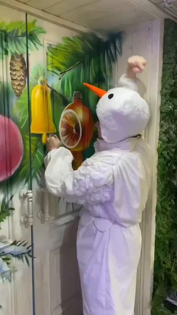 Снеговик хочет танцевать