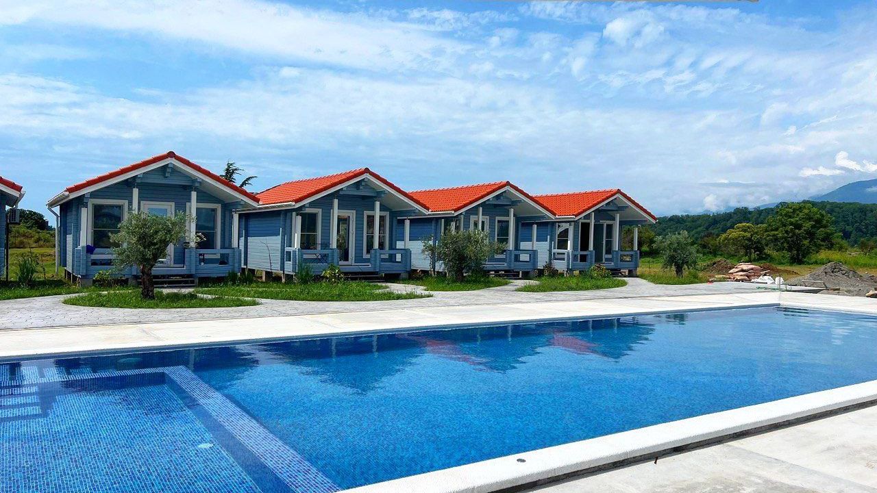 "БЕЛАЯ ЛОШАДЬ" глэмпинг с бассейном (Пицунда, Абхазия)