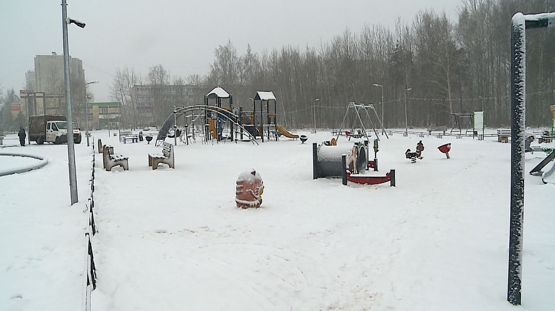 (Рыбинск-40) ВОЛОЧАЕВСКИЙ ПАРК: РАБОТЫ ВОЗОБНОВИЛИСЬ