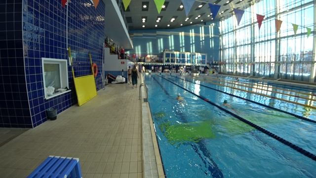 211225 50м брасс 6класс Фрадкина Варя 1дор 52сек 2юн 1место Соснина Светлана 2дор 54сек 2юн 2место