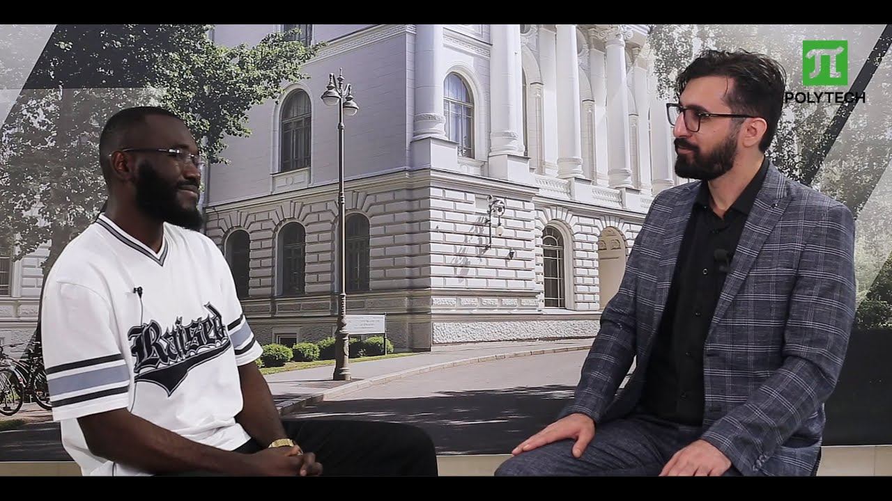 Open Doors: Russian Scholarship Project winner Jacob Aiah Bona tells his story to a SPbPU professor