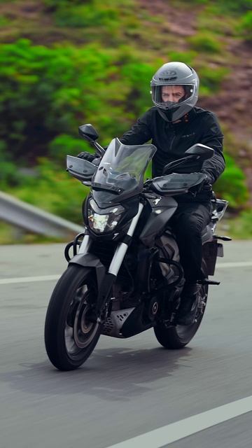 Bajaj Dominar 400: Король российских дорог