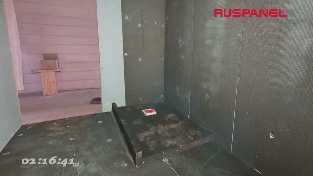 Поддон и душевая кабина. Монтаж панелями от компании Руспанель.