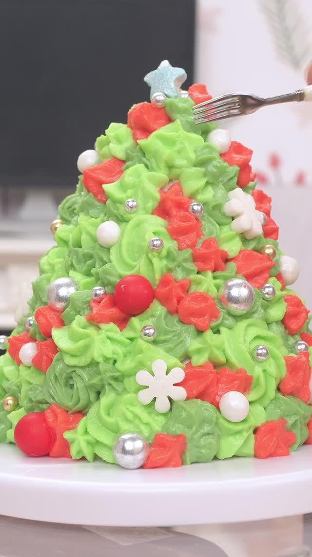 Самый маленький торт ЕЛКА В МИРЕ! 😱 Новогодний мини торт 🎄 Мини Кухня