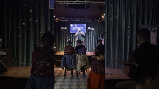 "Новогодний стендап". Интеллигентный стендап. Алексей Папихин.