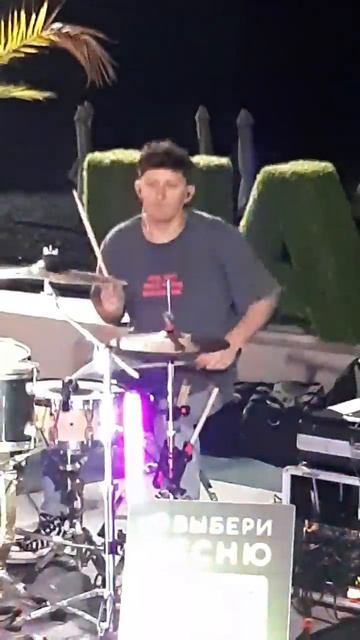 Лесник "Король и Шут" Михаил Горшенев🎸 Барабанщик Тимур Мамонтов🥁 Адлер 1.11.2024🌕🌴