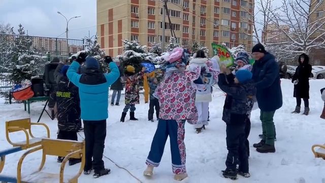 Новогодние гулянья 27 декабря 2025