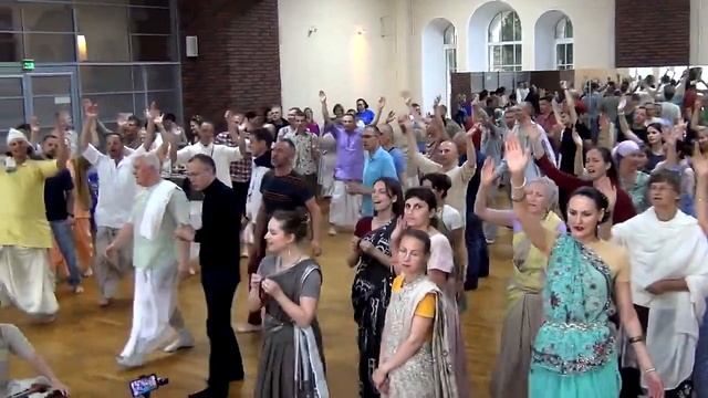 02 07 23  Гаура арати на Лесном