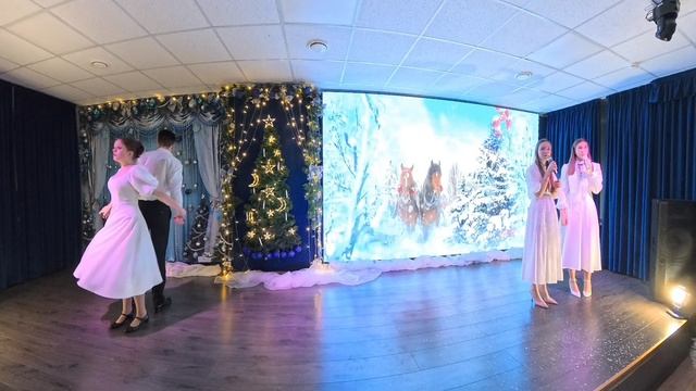 "А снег идёт..."