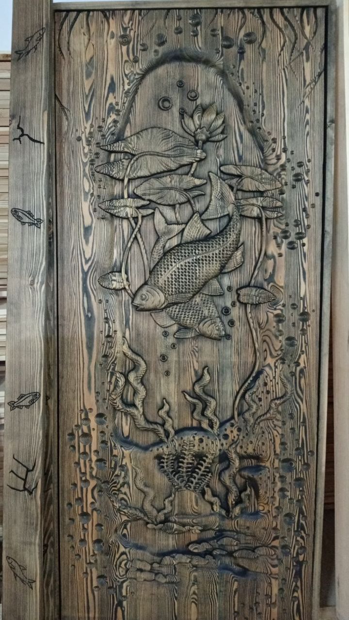 Межкомнатная резная дверь "Рыбки"