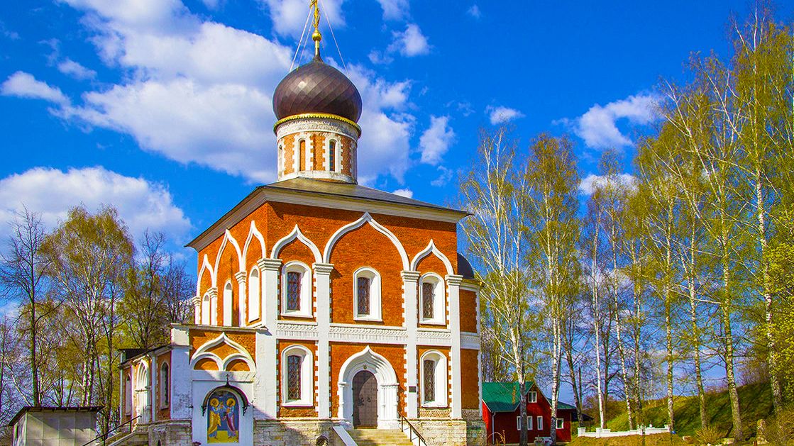 Дивные росписи храма Петра и Павла в Можайске.
