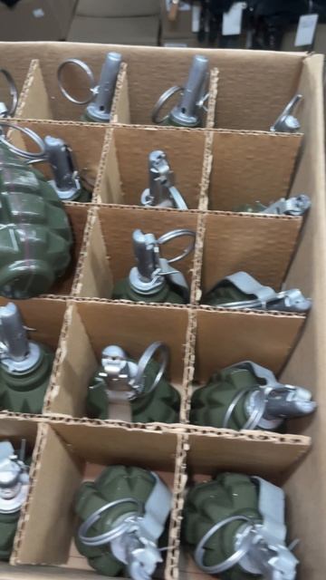 Страйкбольные гранаты на Новый год