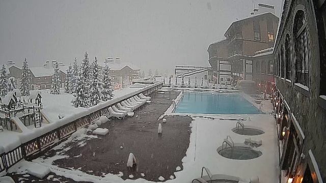 Погода шутит  в горах Сочи на высоте +1389 метров