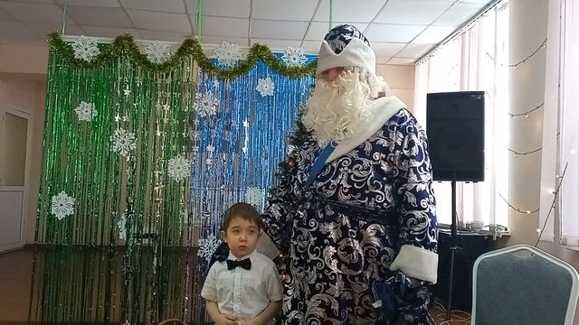 1 место - Мальцев Александр, 4 года / М. Дружинина "Скоро, скоро к нам придет долгожданный Новый год