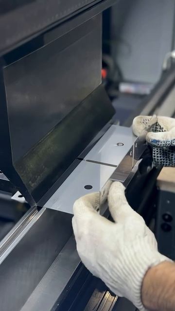 Гибка листового металла в ЛАЗРЕЗ/ LAZREZ