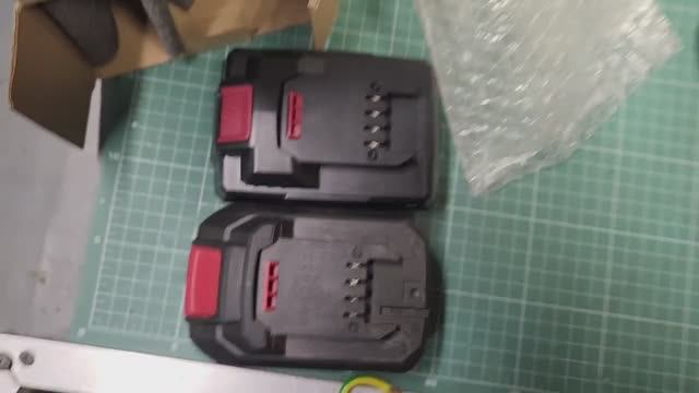 Li-ion аккумулятор С-18 4Ah для шуруповёрта ЗУБР ДШЛ-185 (18V 4Ah) за 2650руб!