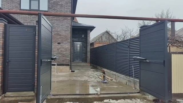 Алюминиевые распашные ворота