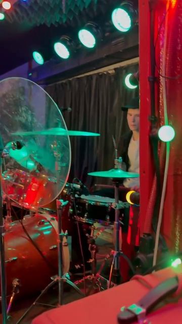 Вокал. Выступление ученицы музыкальной школы Sing & Play