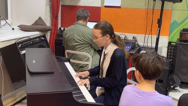 Школа рока «The Road» - Прекрасное далёко.