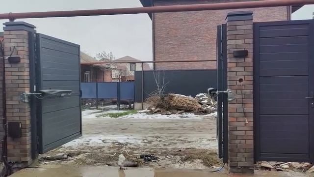 Распашные ворота Алютех