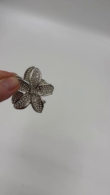 Краб для волос мини Цветок в стразах серебро